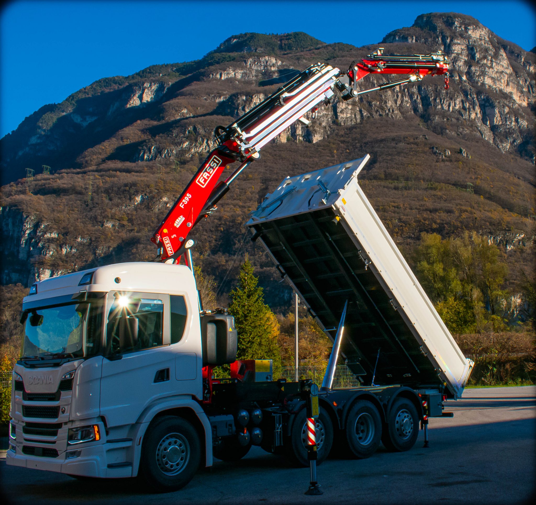Installation of a glass façade - Fassi Group
