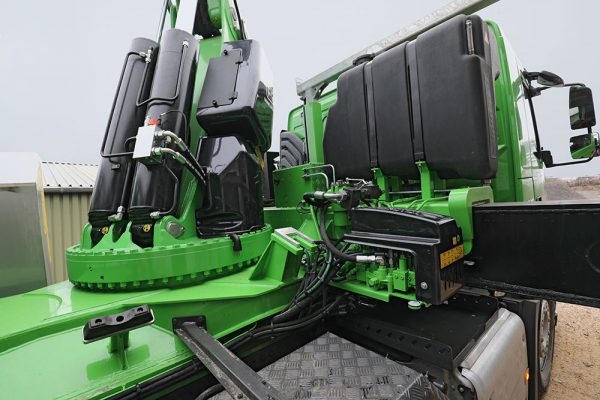 The F1150RA turns green - Fassi Group